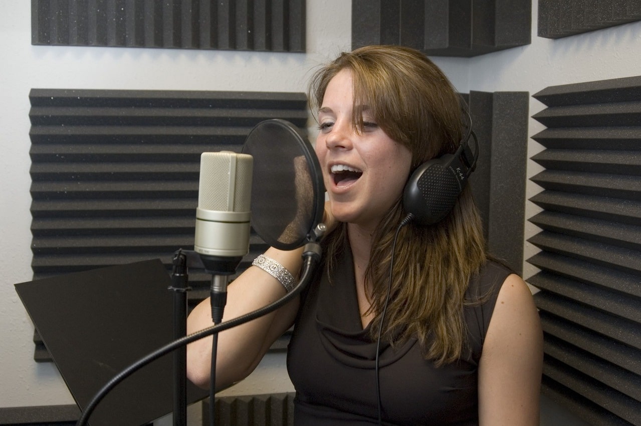 Singing Lessons in Southampton: Best 5-Star A Singing Voice!